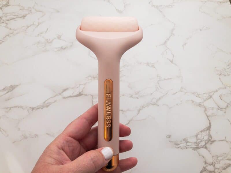 Ready To De-Puff Your Face? Ice Roller Benefits & Tips That Work! - I ...