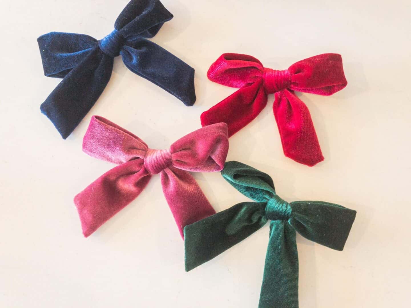 10 Affordable Girls Hair Bow Sets & How To Organize Them - I Spy Fabulous